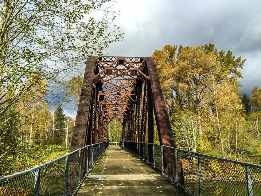 ស្ពាន Ronette's Bridge ដែលជាអតីតស្ពានផ្លូវដែកនៅ Snoqualmie © Tim Richards / Lonely Planet