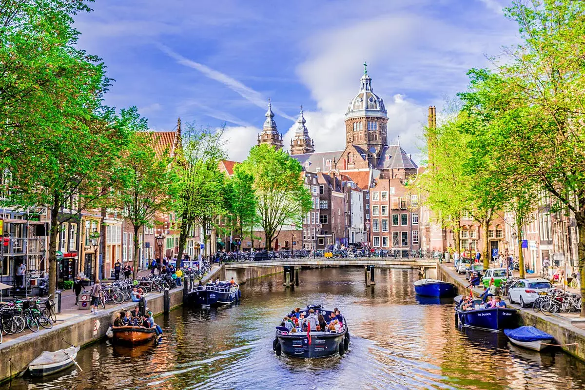 Kedy je najlepší čas ísť do Amsterdamu? Tu je váš sprievodca mesiac po mesiaci